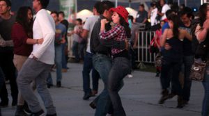 ¿Cómo bailar música de banda? – Más de México